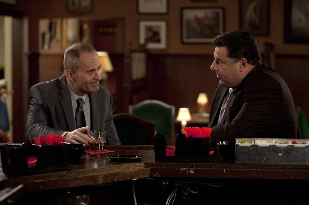 MARK DERWIN, STEVEN SCHIRRIPA – Celeb Secrets