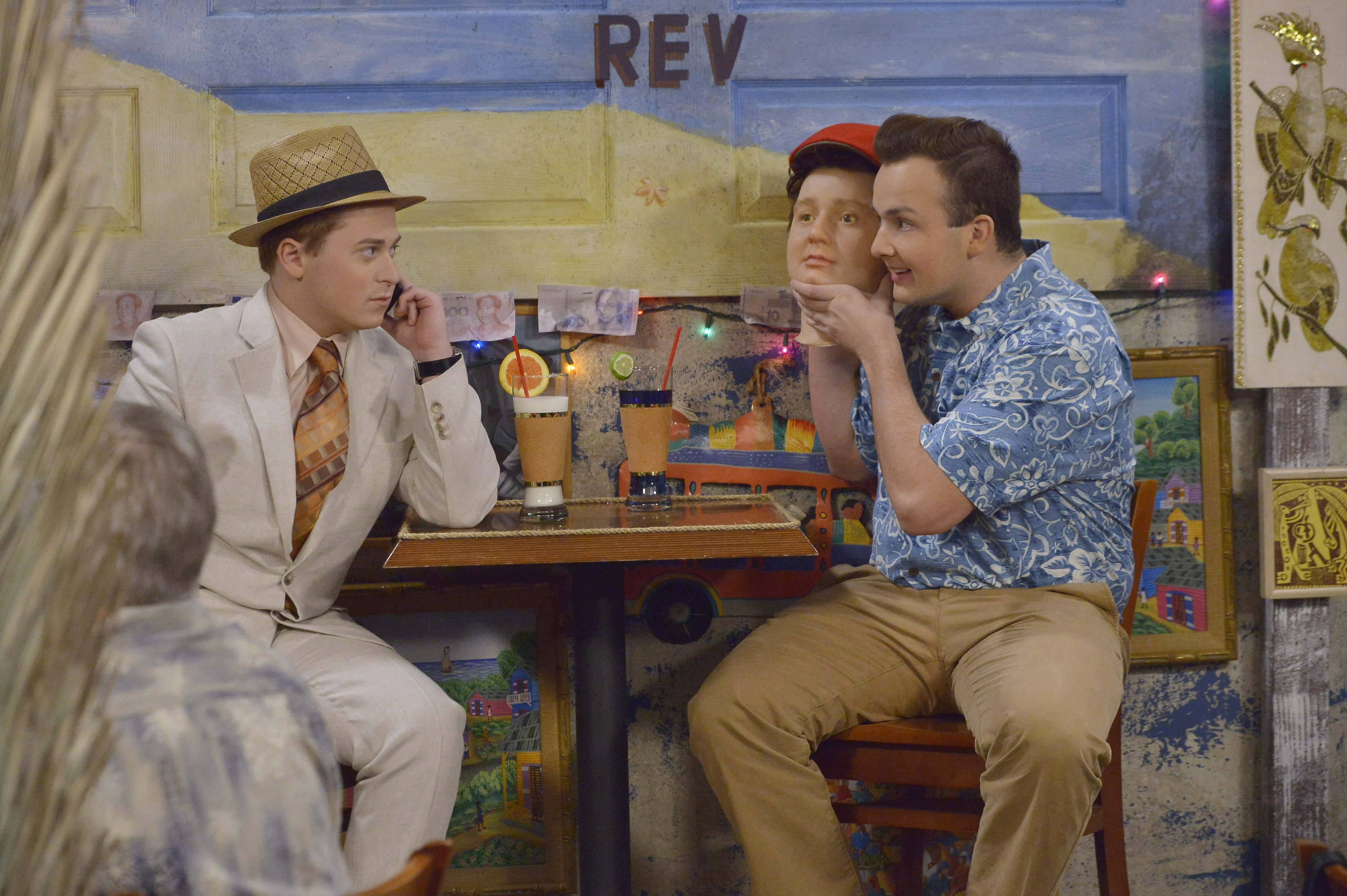 Noah Munck, Reed Alexander – Celeb Secrets