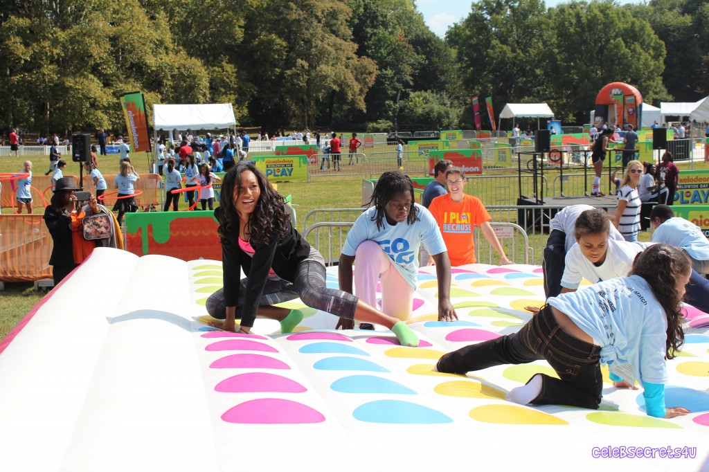 Nickelodeon Goes Dark For 11th Annual Worldwide Day of Play – Exclusive ...