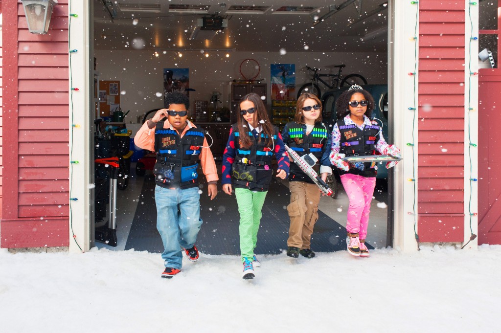 First Look: Nickelodeon’s New Original Movie “Santa Hunters” – Celeb ...