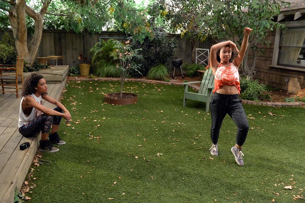 SAMANTHA LOGAN, CIERRA RAMIREZ – Celeb Secrets