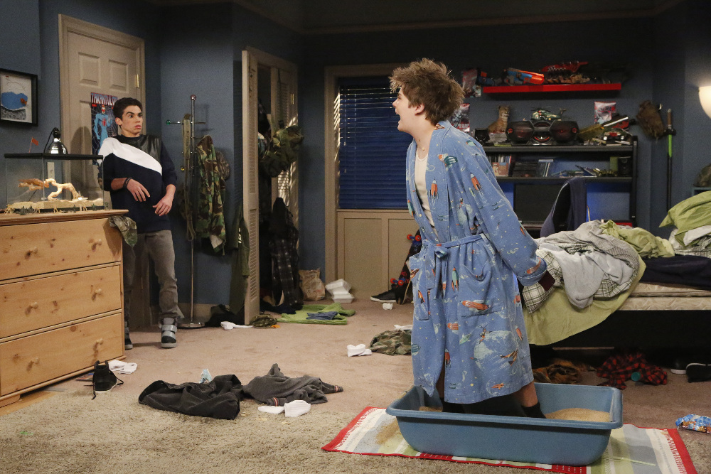 CAMERON BOYCE, MURRAY WYATT RUNDUS – Celeb Secrets