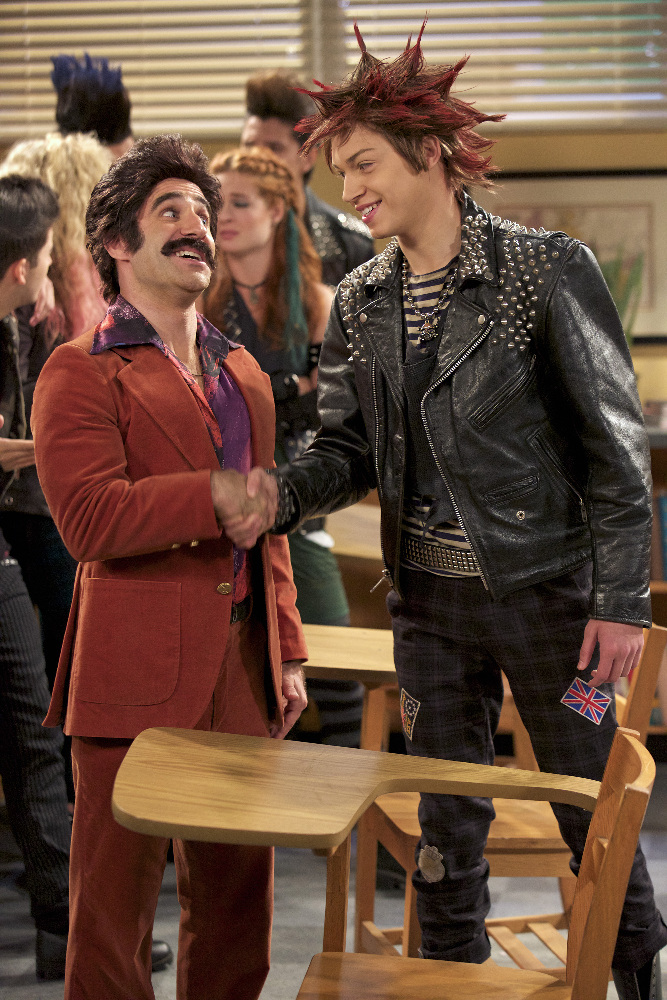 BEN GIROUX, RICKY GARCIA – Celeb Secrets