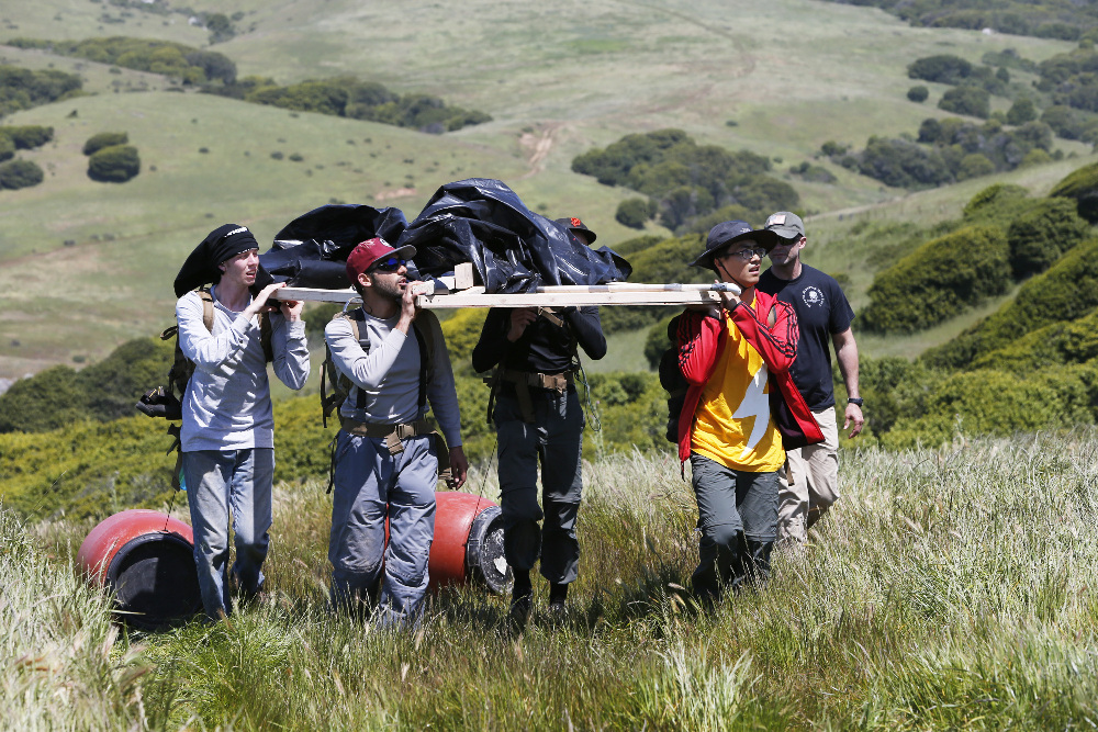 CENTER: SHAWN ISAAC – Celeb Secrets