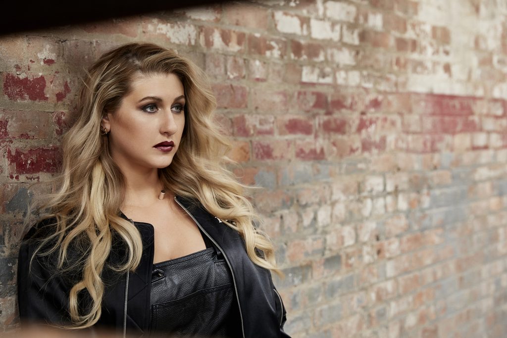 Get to Know Pop Singer Eva with 5 Never-Before-Heard Secrets – Celeb ...