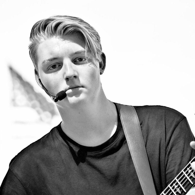 Pop Artist James Barre Shares the Best Piece of Advice He Received from ...