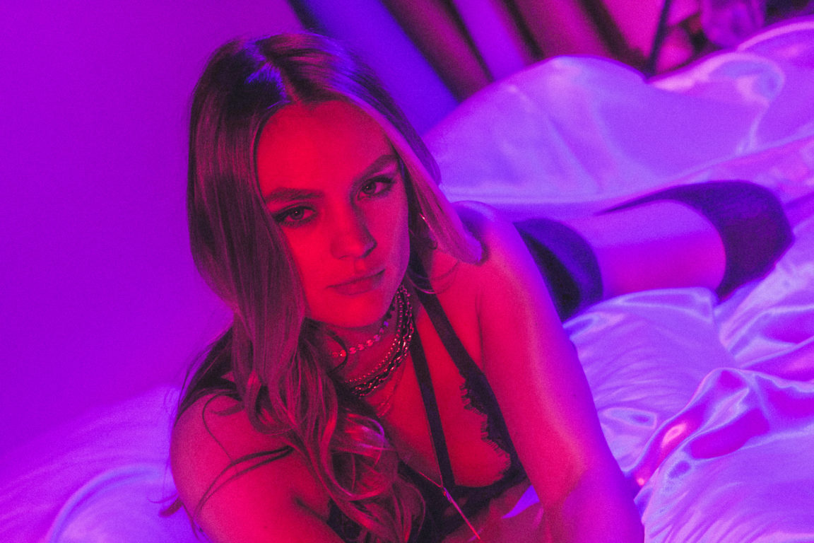 Jenny March Unveils Stripped-Down Version of New Single “Normal In Love” – Celeb Secrets