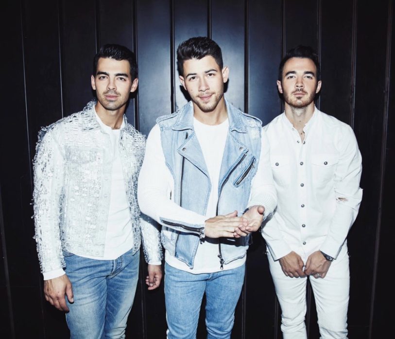 Jonas Brothers Are Teaming Up with T-Mobile for Special AMAs ...