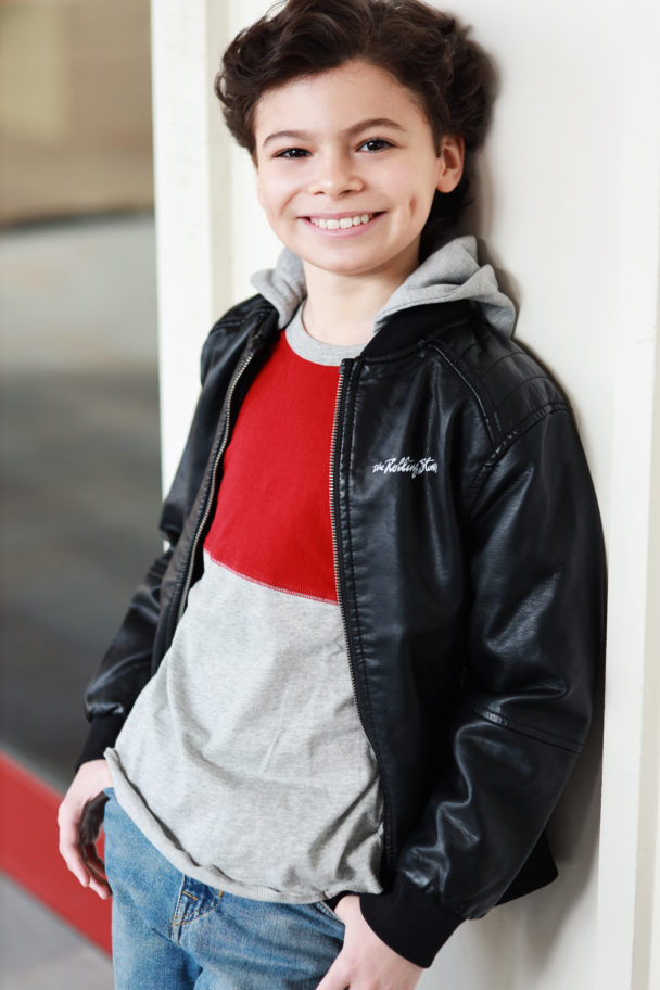 Raphael Alejandro Actually Learned Sign Language for an Episode of ...