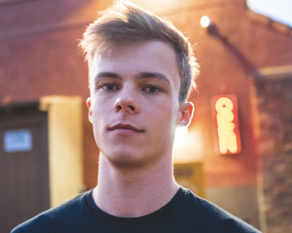 Nicholas Hamilton Talks About His Career, Songwriting In The Desert and ...