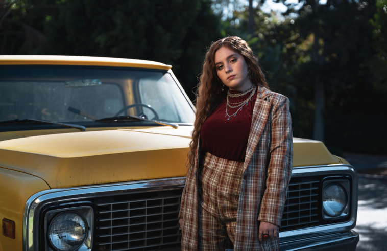 Vella Talks Debut Single “Sky Without Stars” and What’s Next for 2021 ...