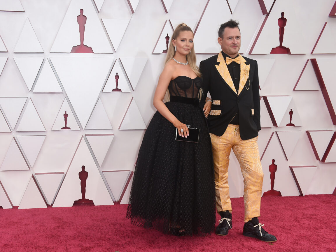 CHELSEA GABRRIELLE ROE, MARTIN DESMOND ROE – Celeb Secrets