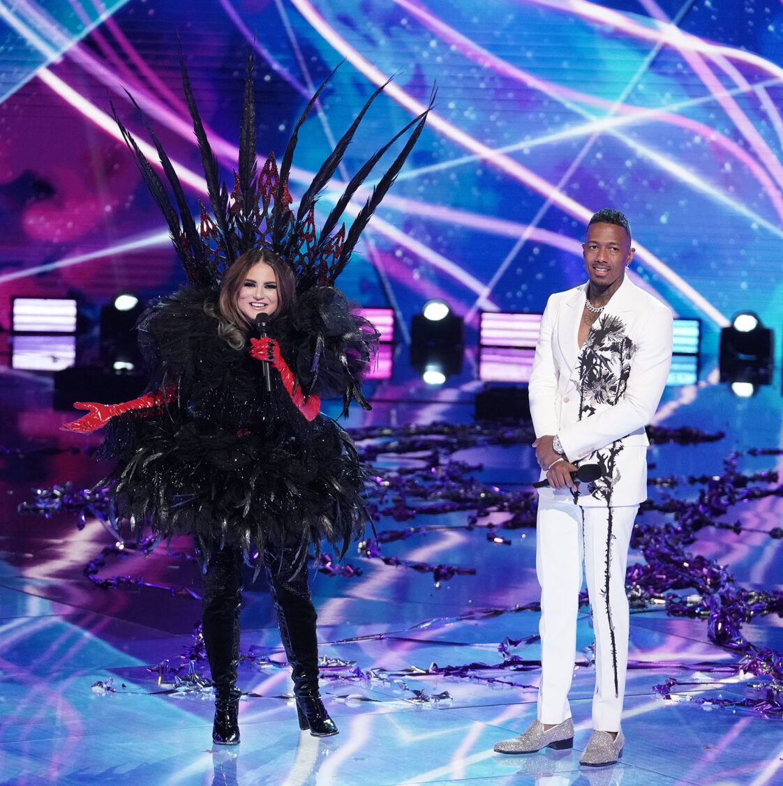 Nick Lachey Wins Season 5 of “The Masked Singer” as Piglet – Celeb Secrets