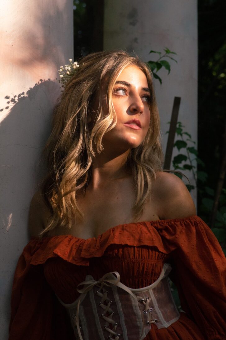 Logan Alexandra Dishes on Latest Single “Daydreaming” (Exclusive ...