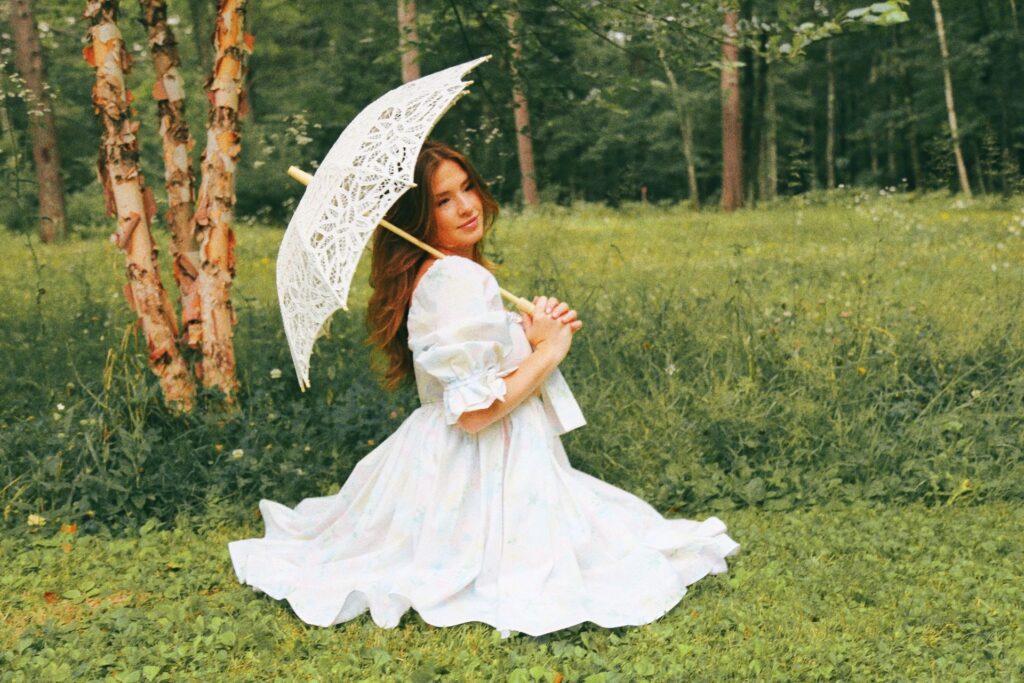 Sidney Bird Opens Up About How Her Childhood Inspired New Single ...