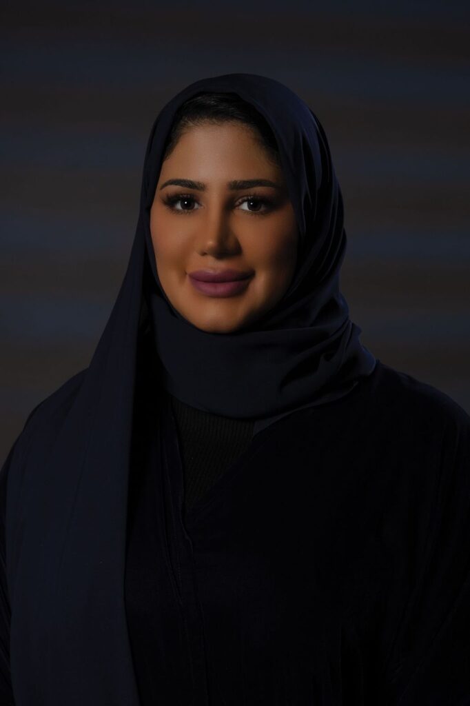 Getting to Know Rising Qatari Contemporary Artist Muna Al-Bader ...