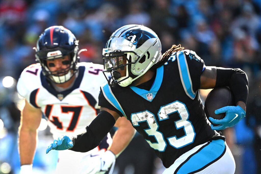 Bears Sign Powerful Back D’Onta Foreman To A One-Year $3 Million Deal ...