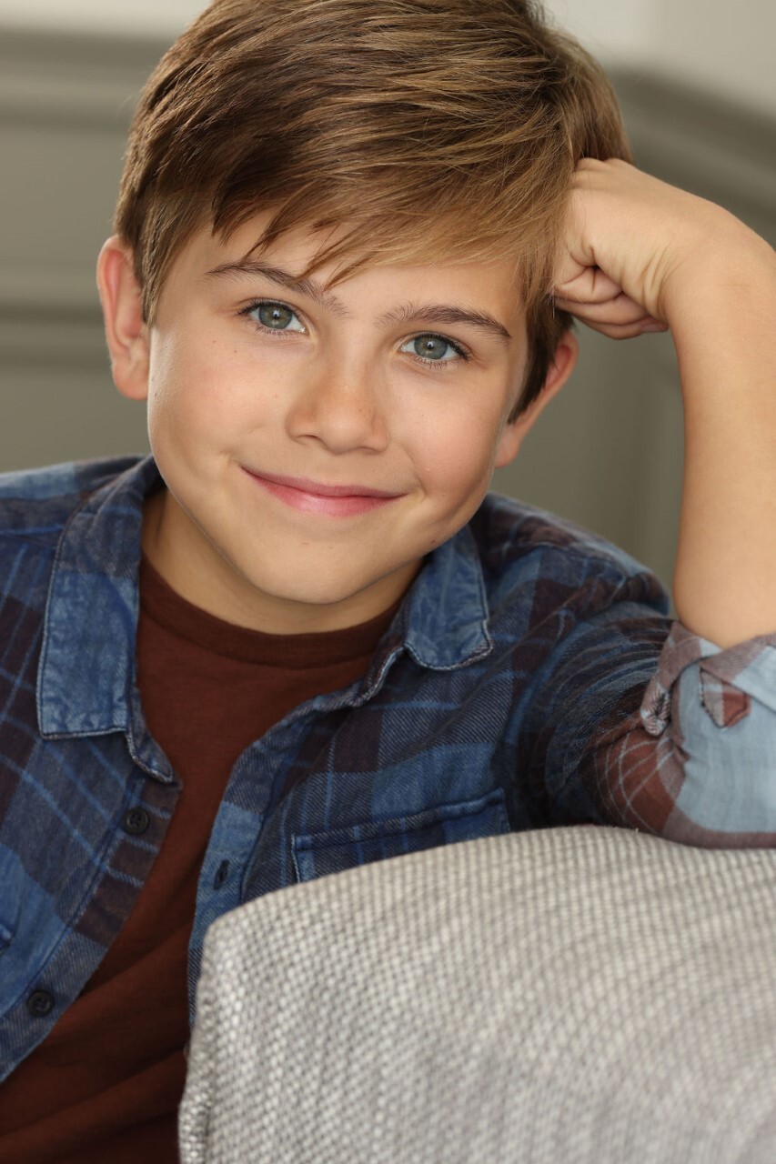 “Jane” Star Mason Blomberg is An Animal Lover, Just Like His On-Screen ...