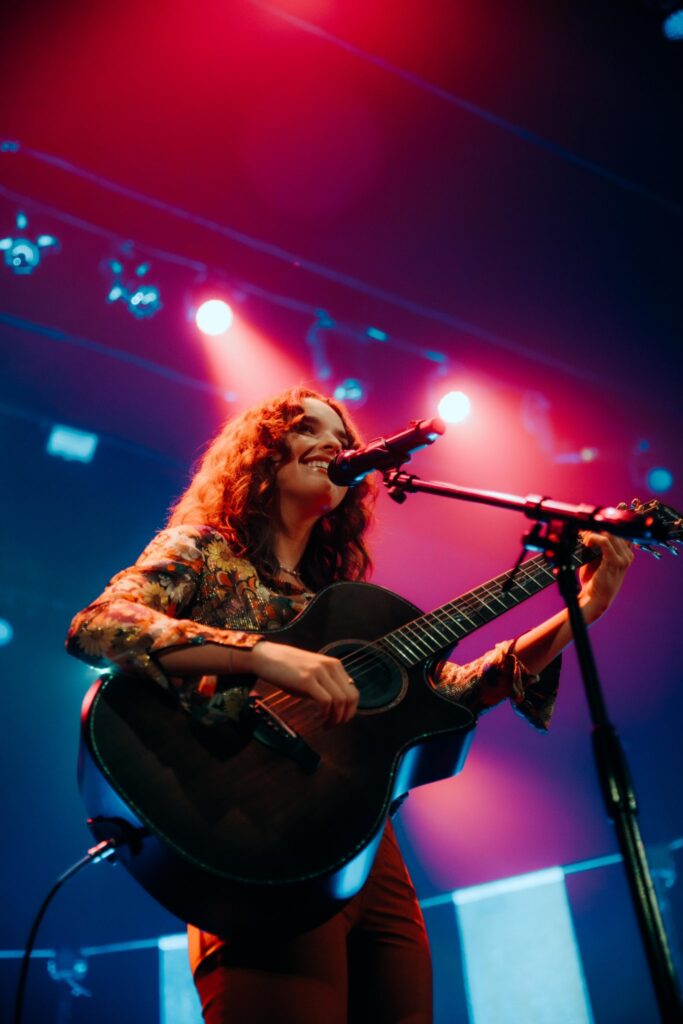 Jenna Raine Describes Her New EP “Big Dumb Heart, Chapter 1” as ...