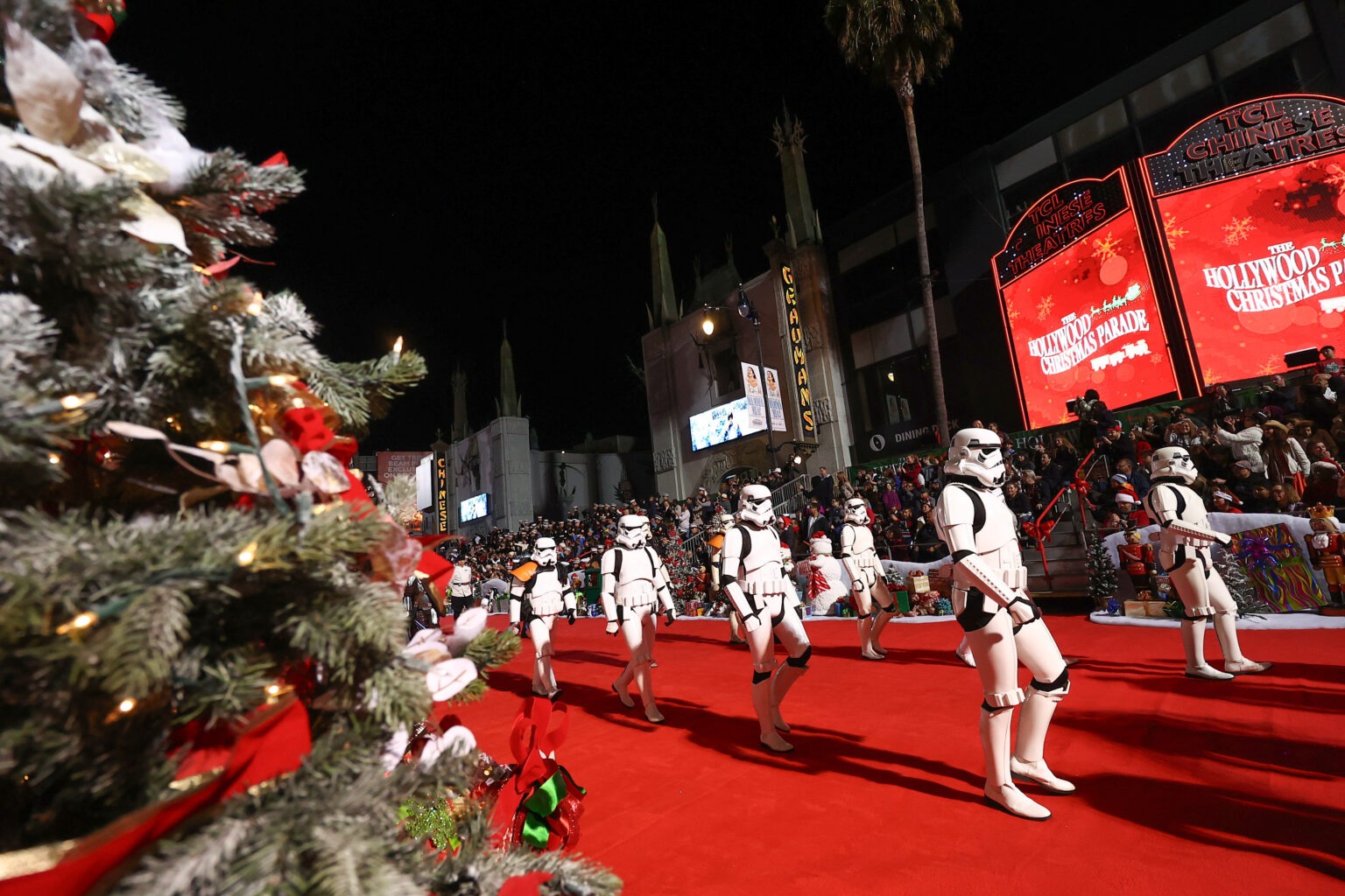 The 91st Hollywood Christmas Parade Returns to The CW Tonight – Check ...
