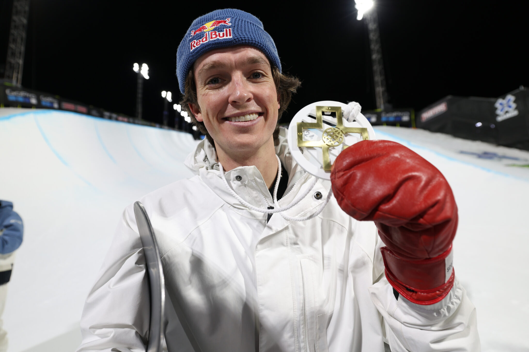 Hero Hunter Talks Bringing Major Aura to Darwin in ‘The Wonderfully ...